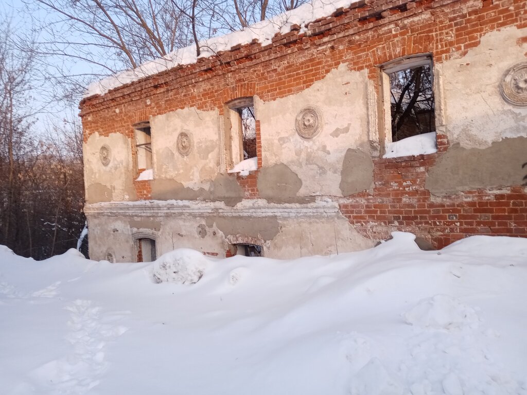 Turistik yerler Развалины братского корпуса Филейского монастыря, Kirov, foto