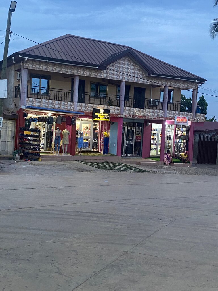 Giyim mağazası Bambi’s boutique, Dünya, foto