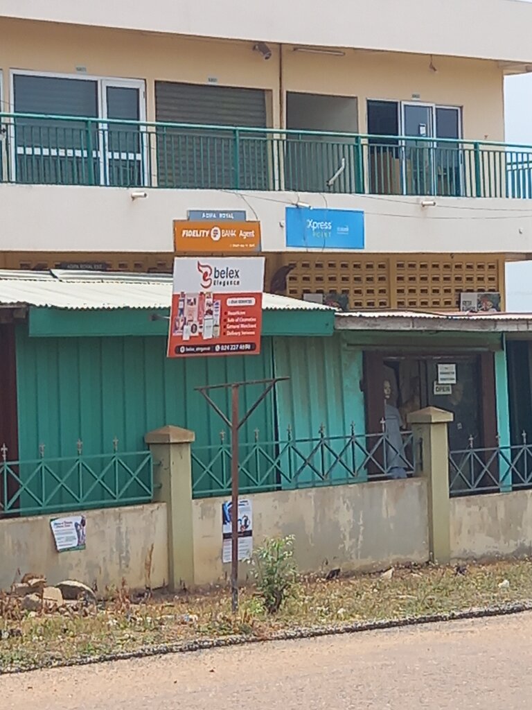 Yardım kuruluşları Adipa Royal, Dünya, foto