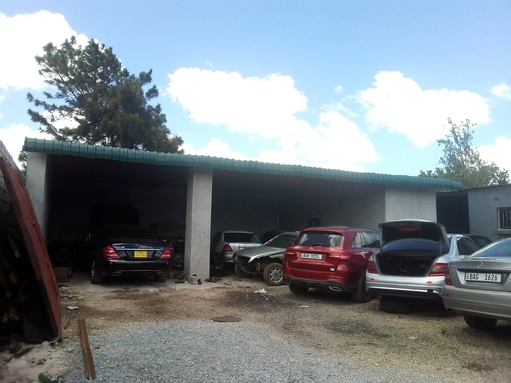 Otomobil servisi Benlink Auto workshop, Lusaka, foto