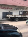 Congo avenir (Brazzaville, Commune de Poto-Poto, Rue Mbochi), tüketici ürünleri  Brazzaville'den