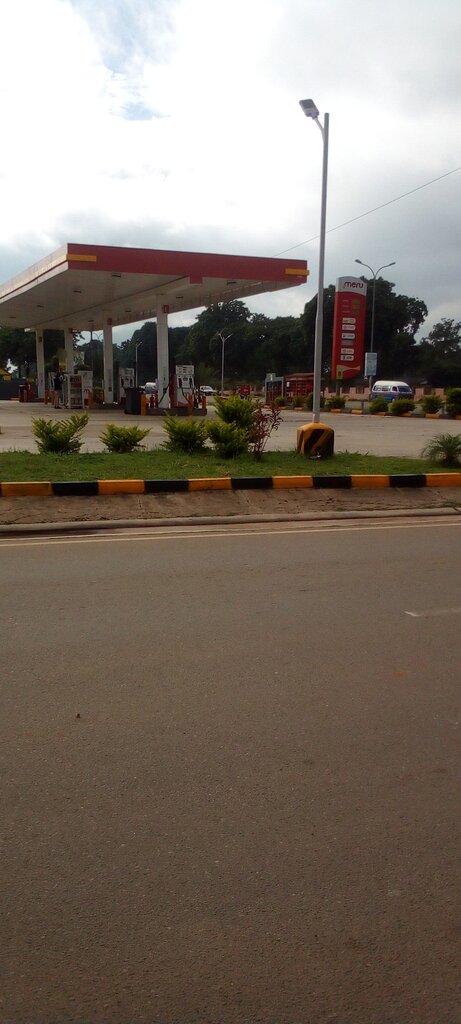 Benzin istasyonu Mount Meru Petroleum, Lusaka, foto