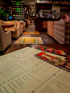 Seven (ulitsa Generala Ivanova No:1), restoran  Surgut'tan