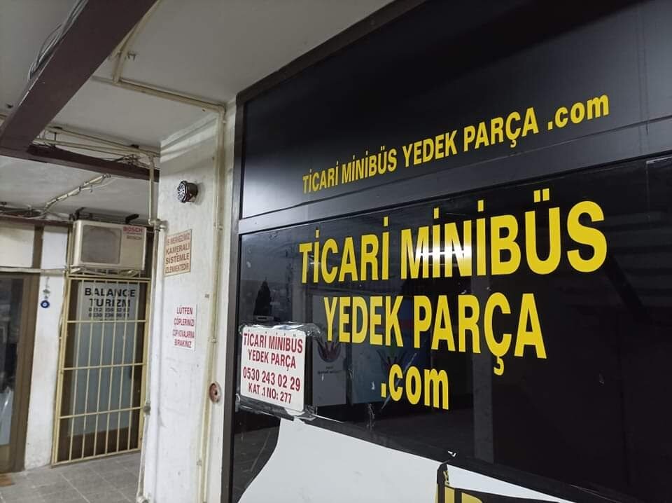 Otomobil yedek parçaları Ticari Minibüs Yedek Parça, İstanbul, foto