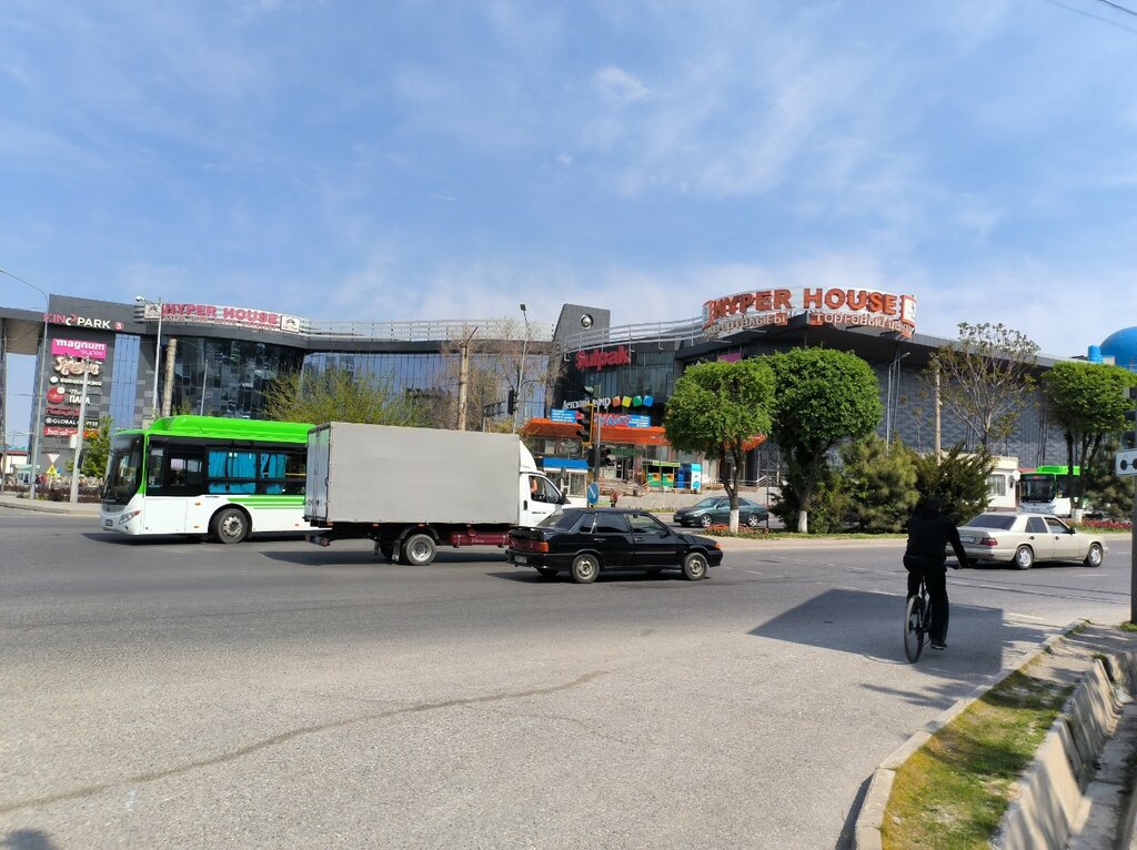 ATM'ler Centercredit Bank, Çimkent (Şımkent), foto