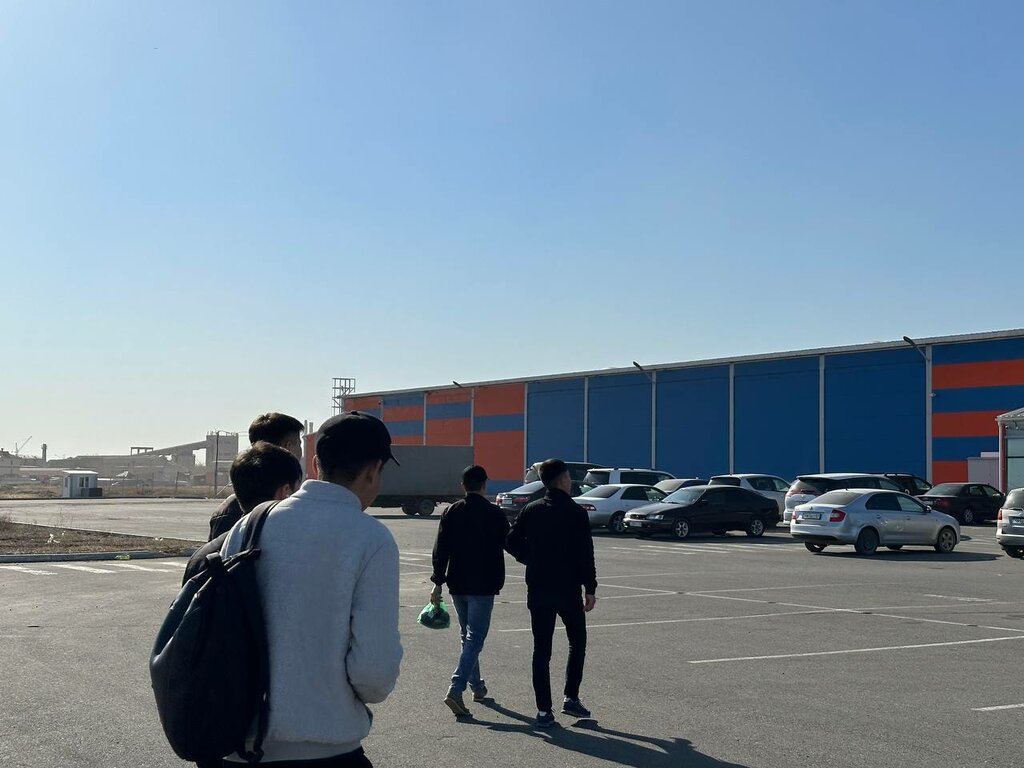 Alışveriş merkezleri Alai Bazars Astana, Astana, foto