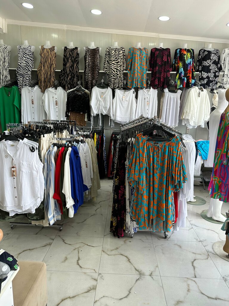 Giyim pazarı Mısra Nur textil, Kemer, foto