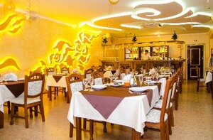 Zolotoy Shafran (Avtozavodska Street No:41, Kyiv), restoran  Kiev'den