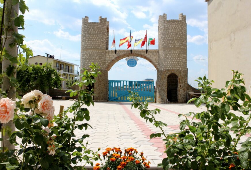 Kamp alanları Baza otdykha Globus, Kerson Bölgesi, foto