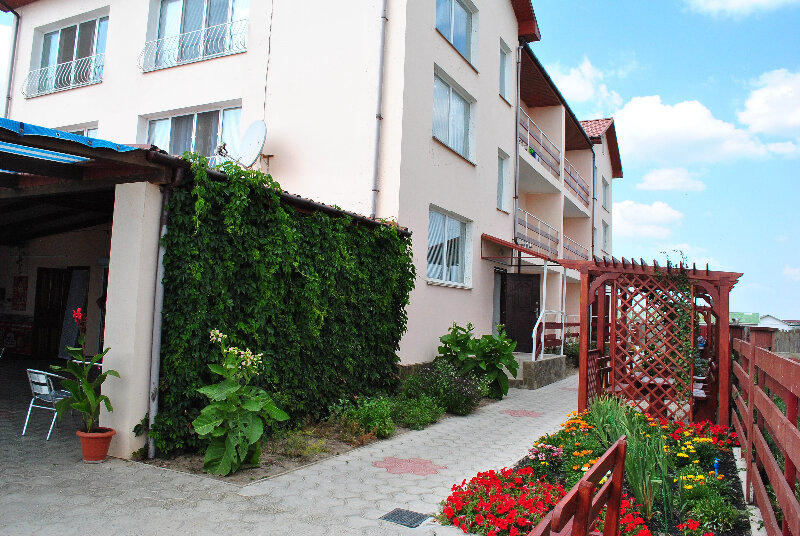 Resort oteller, tesisler pansionat MANGO, Kerson Bölgesi, foto