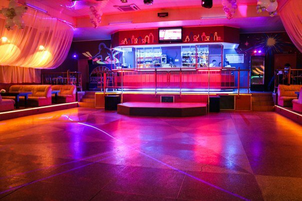 Gece kulüpleri Party Room, Glukhov, foto