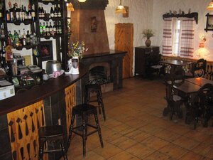 Kafe Kamenskoye (Kurska vulytsia No:35Б, Kamianske), kafe  Dniprodzerzhynsk'den