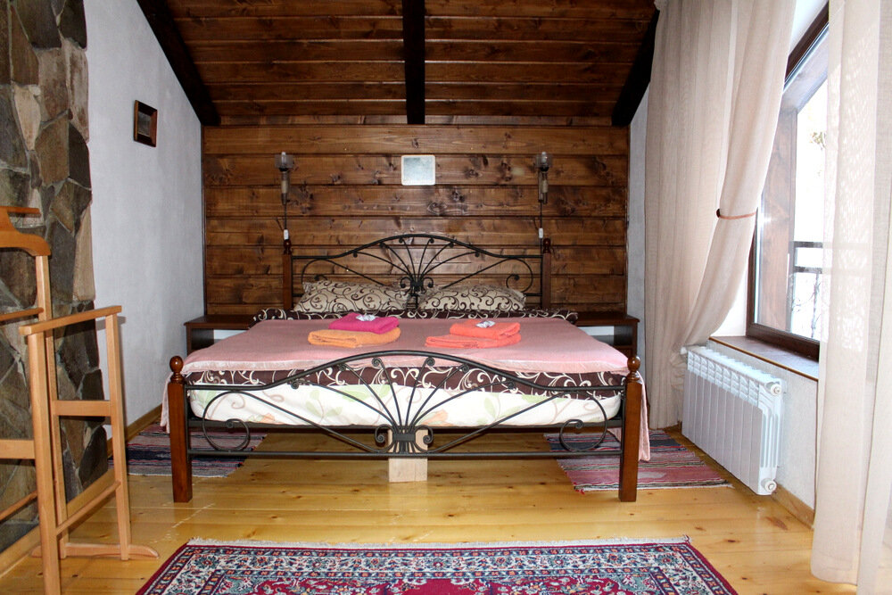 Otel Shale Vedmezhe, Zakarpatska oblastı, foto