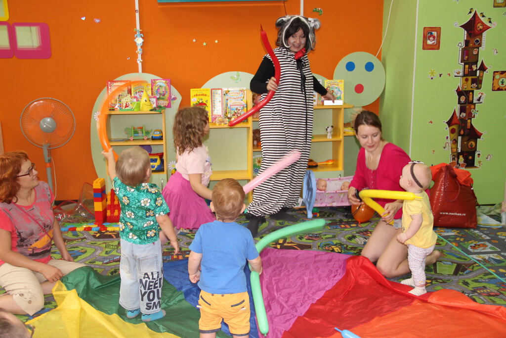 Anaokulları Detsky tsentr po ukhodu i prismotru za detmi Matryoshka, Novosibirsk, foto