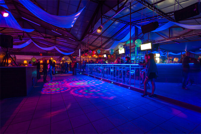 Eğlence merkezleri Labirint, Rybinsk, foto