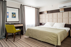 Arbat (gorodskoy okrug Chelyabinsk, Tsentralniy District, Sovietskaya Street, 38), otel  Çeliabinsk'ten