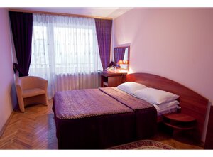 Gostinitsa Getman (вулиця Володимира Великого No:50, Львів), otel  Lviv'den