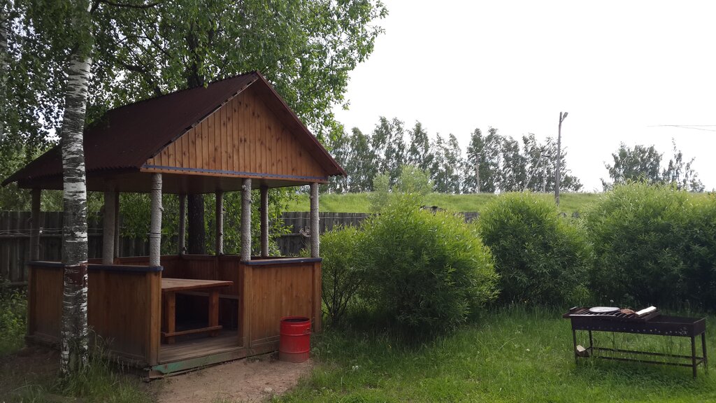 Resort oteller, tesisler Baza otdykha u Damby, Kostromskaya oblastı, foto