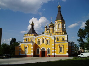Svyato-Pokrovsky khram V Solomenskom rayone (Patriarkha Mstyslava Skrypnyka Street No:20/1, Kyiv), ortodoks kiliseleri  Kiev'den