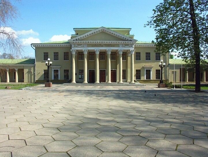 Müzeler ve sanat galerileri Muzey universiteta im. O. Gonchara, Dnepropetrovsk, foto