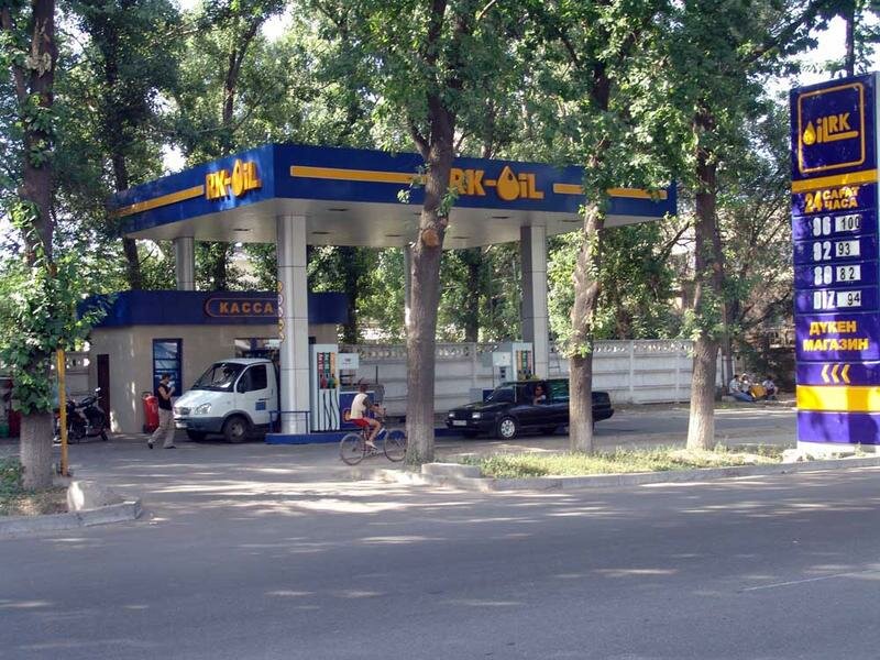 Benzin istasyonu RK-Oil na Ryskulova, Almatı, foto