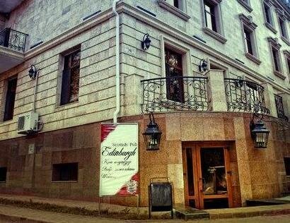 Bar Edinburg, Kökşetav, foto