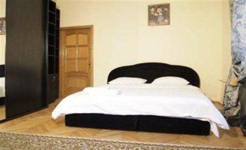 Kısa süreli konaklama Apartments Kreshchatik 25-5, Kiev, foto
