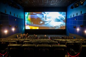Cinema Park (Engelsa Avenue No:154), sinemalar  Saint‑Petersburg'dan