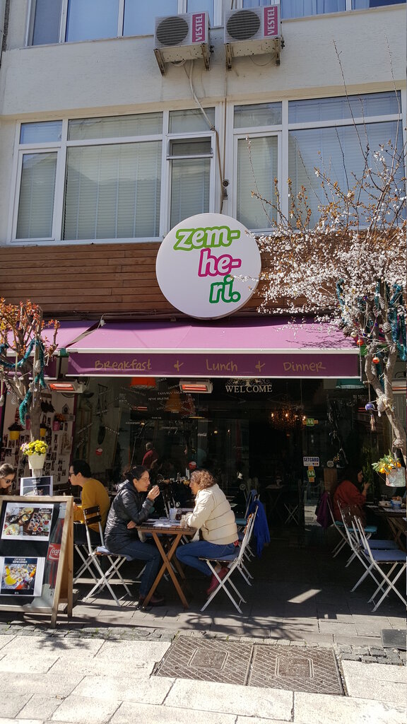 Kafe Zemheri Cafe, İstanbul, foto
