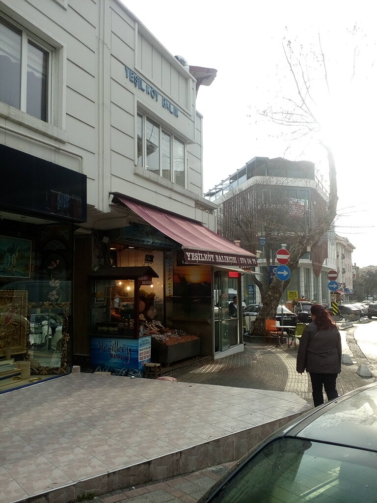 Balık ve deniz ürünleri Yeşilköy Balikçisi, İstanbul, foto