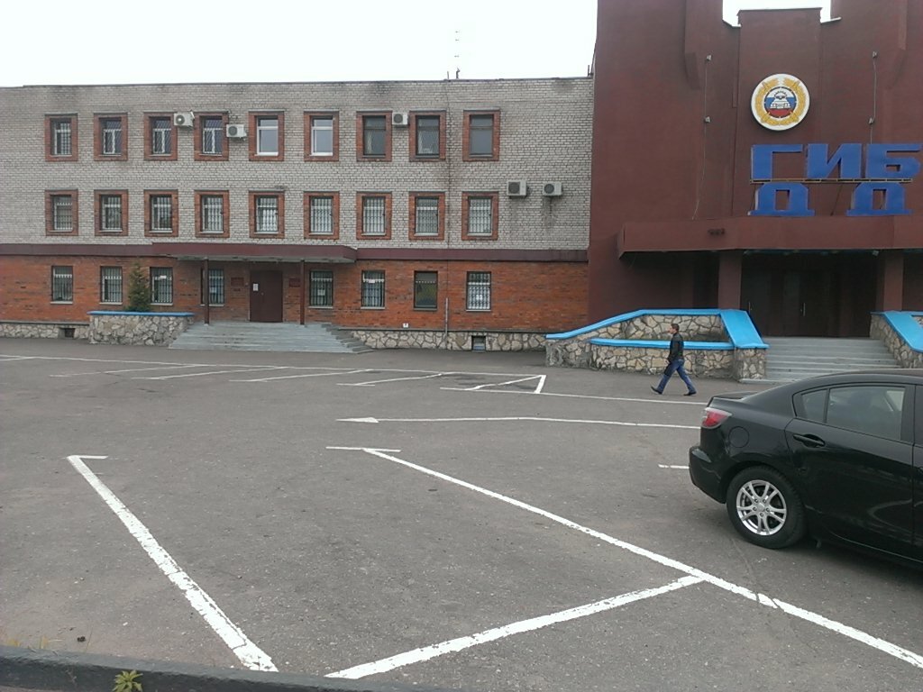 Trafik polisi TsAFAP V Odd Gibdd Umvd Rossii po Pskovskoy oblasti, Pskov, foto
