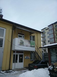 Sto Kompaniya Etna (улица Ерошенко No:13, Львов), otomobil servisi  Lviv'den