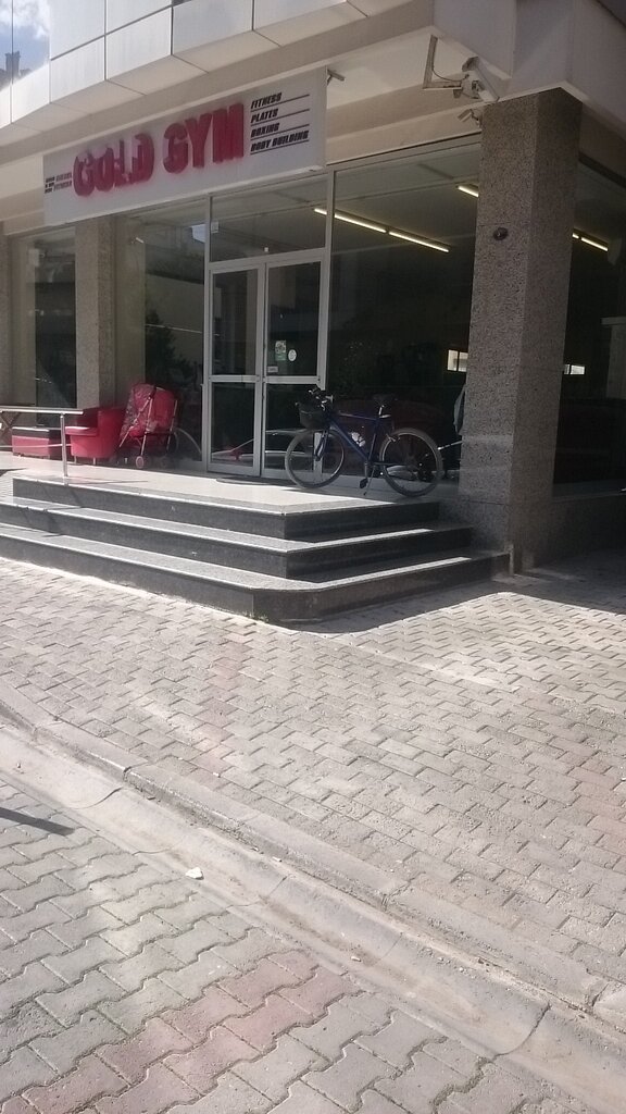 Spor kulüpleri Gold Çim Spor Salonu, İzmir, foto