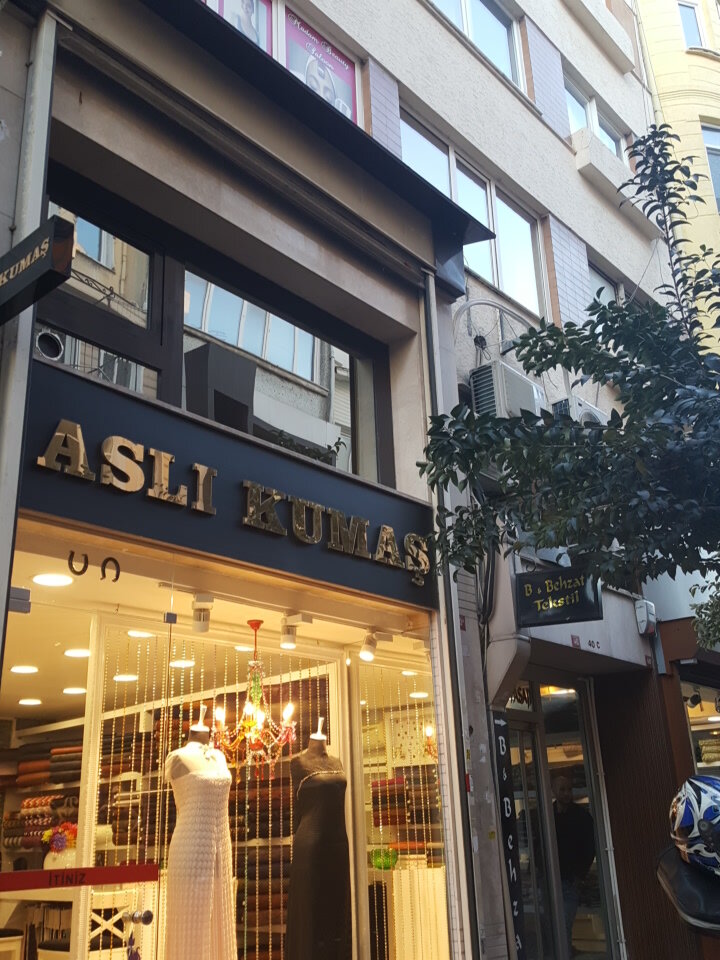 Mefruşat Yurt Kumaş, İstanbul, foto