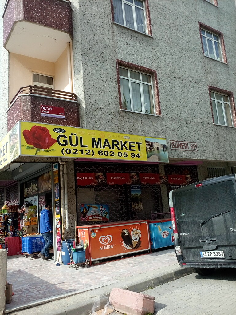Süpermarket Öz Kozluk Gül Market, İstanbul, foto