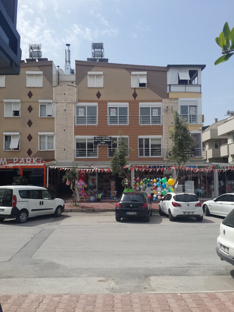 Kırtasiyeler Ünlü Kırtasiye, Antalya, foto