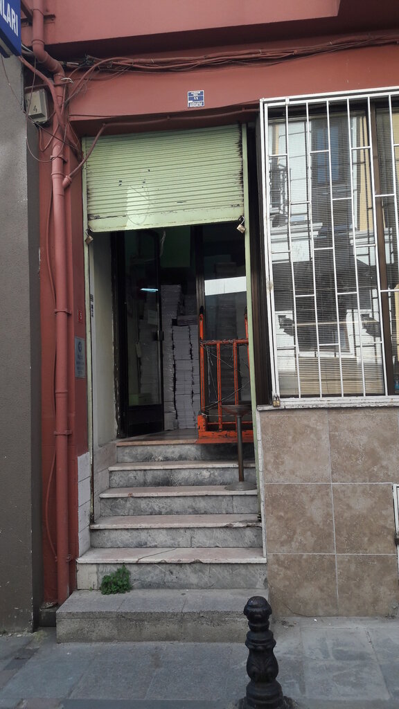 Yayınevleri, yayıncılar Antik Batı Klasikleri, İstanbul, foto