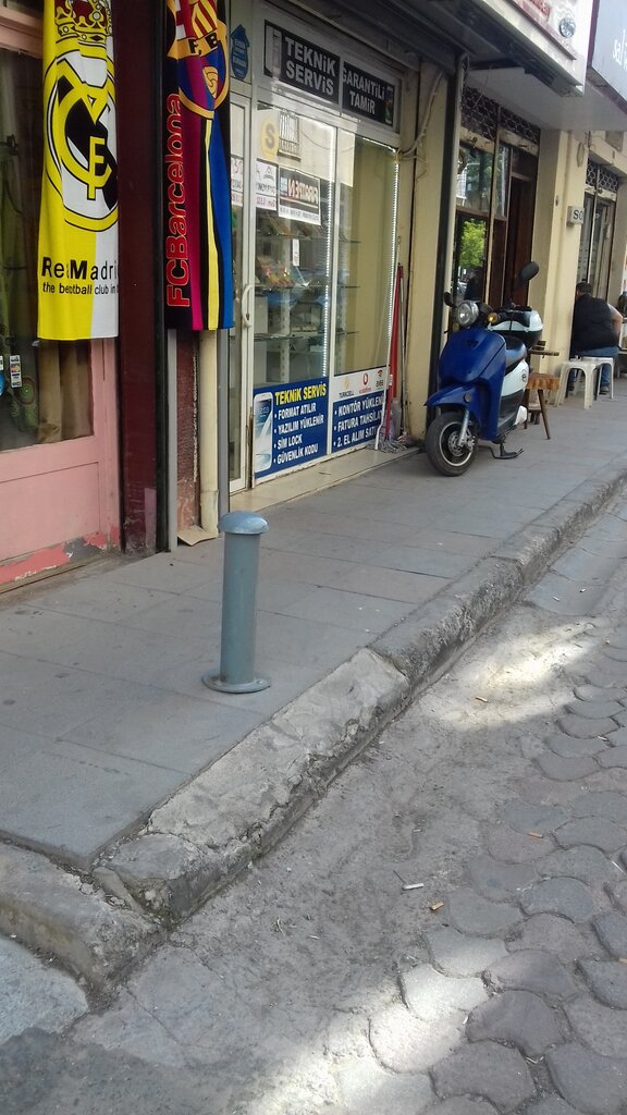 Cep telefonu ve aksesuarları satış mağazaları İzmir Aksesuar, İzmir, foto