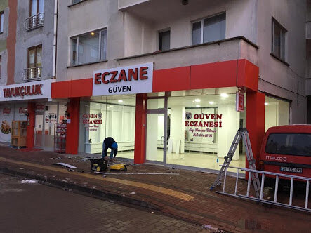 Eczaneler Güven Eczanesi, Mersin, foto