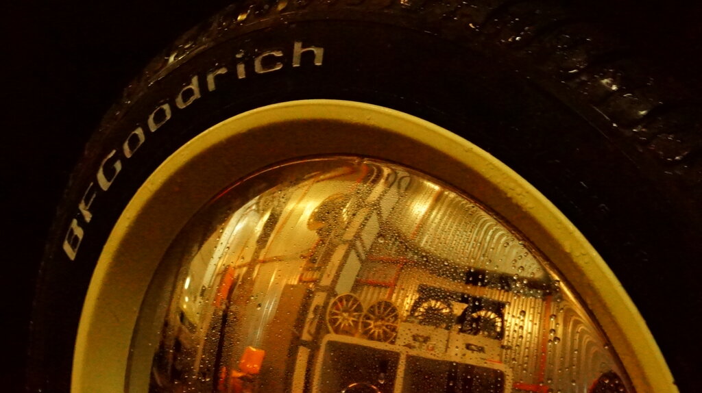 Jant ve lastikçiler Cooper tire service, Moskova, foto