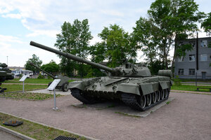 Основной боевой танк Т-80 (Leningrad Region, Luga, park Patriot), teknoloji anıtı  Luga'dan