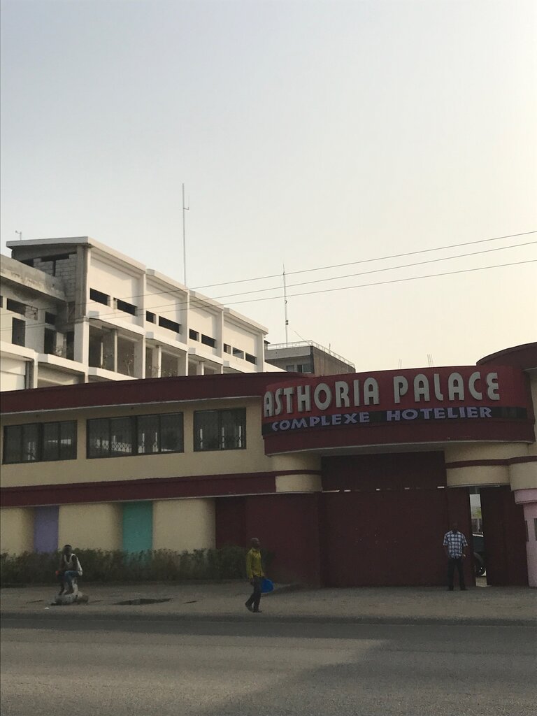 Otel Asthoria Pālace, Abican, foto