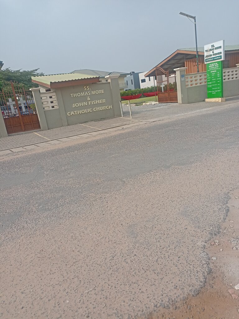 Katolik kiliseleri St. Thomas Moore Catholic Church, Akra, foto