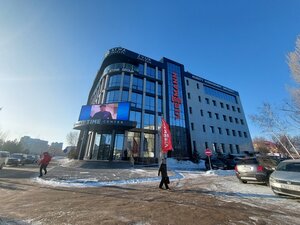 Zvuk (Qazanat kóshesi No:1/1), bar  Astana'dan
