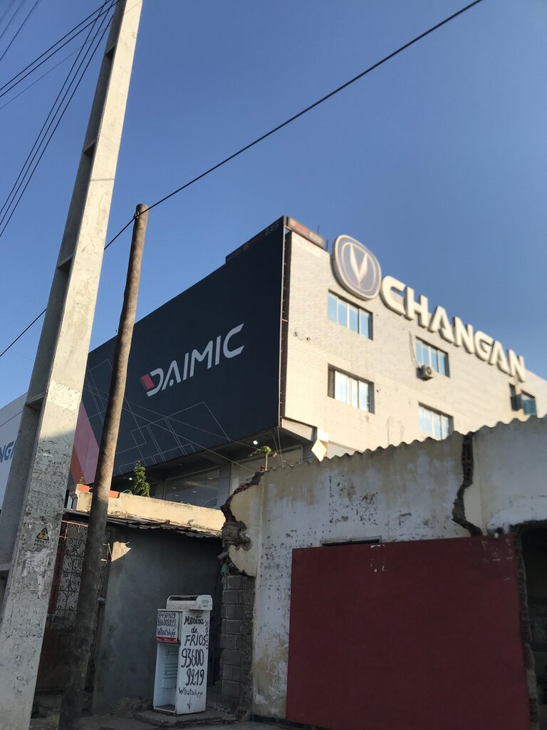 Otomobil satış galerileri Daimic Motors, Loanda, foto
