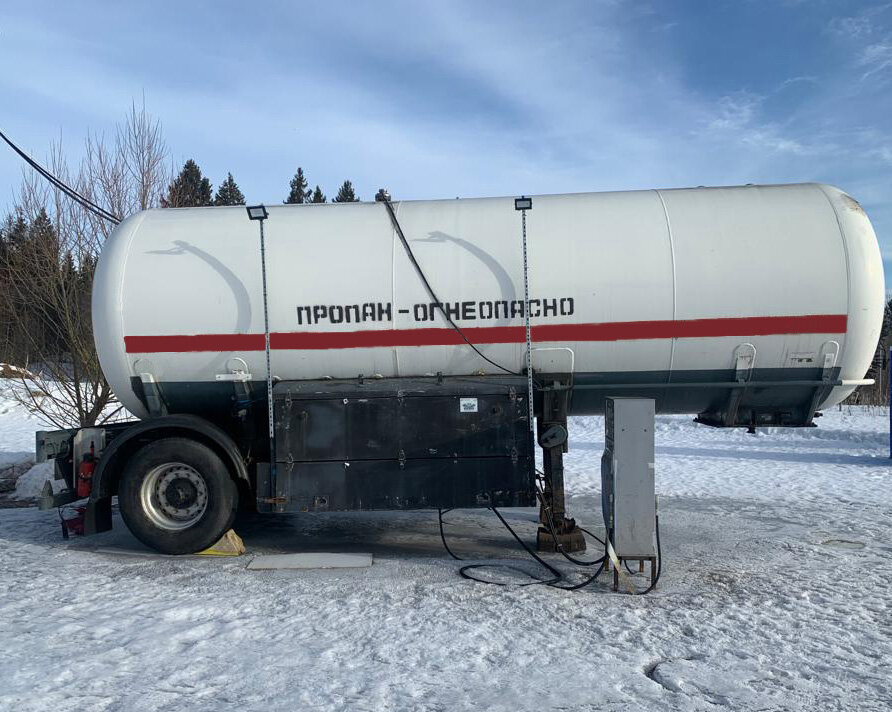 Otogaz dolum istasyonu АГЗС Космодемьянский, Moskova ve Moskovskaya oblastı, foto