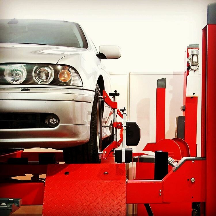 Otomobil satış galerileri Avtotekhtsentr Dmn Motors, Tomsk, foto