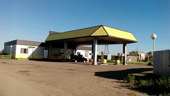 Benzin istasyonu Standard Oil, Şadrinsk, foto