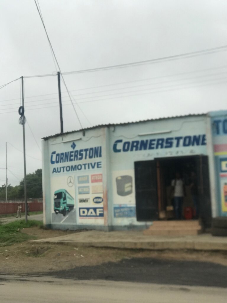 Otomobil servisi Cornerstone Automotive, Lusaka, foto