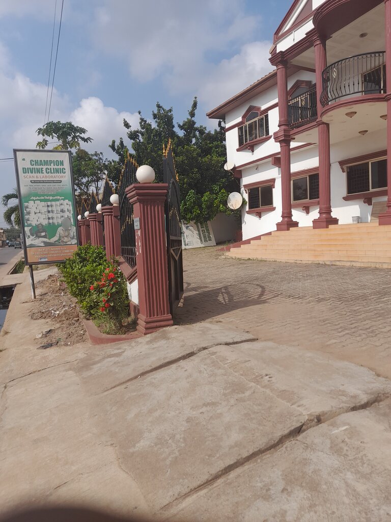 Tıp merkezleri ve klinikler Champion Divine Clinic, Dünya, foto